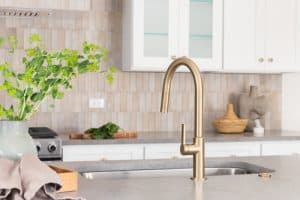 Solid Surface vs Natural Stone: A Comprehensive Comparison